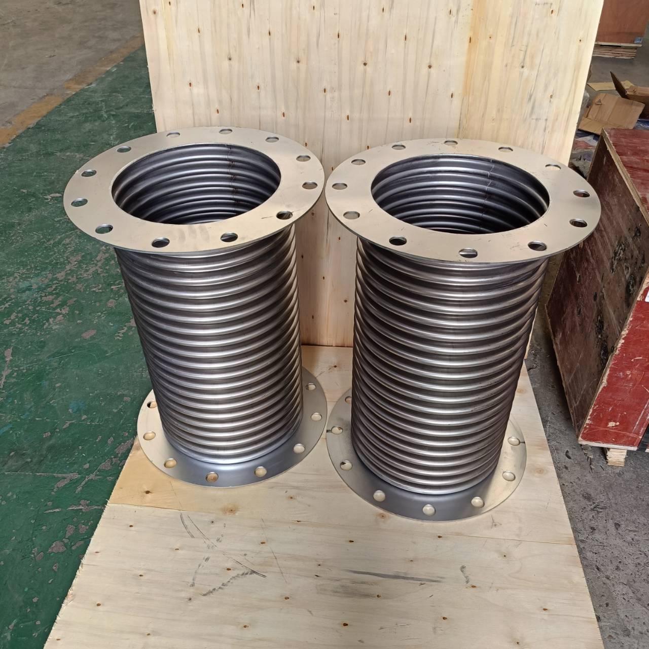 Exhaust Expansion Joints | Engineering1986